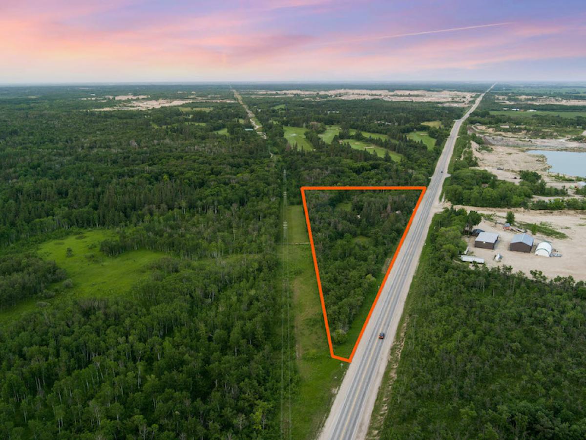 23055 Garven Road | Derek Daneault